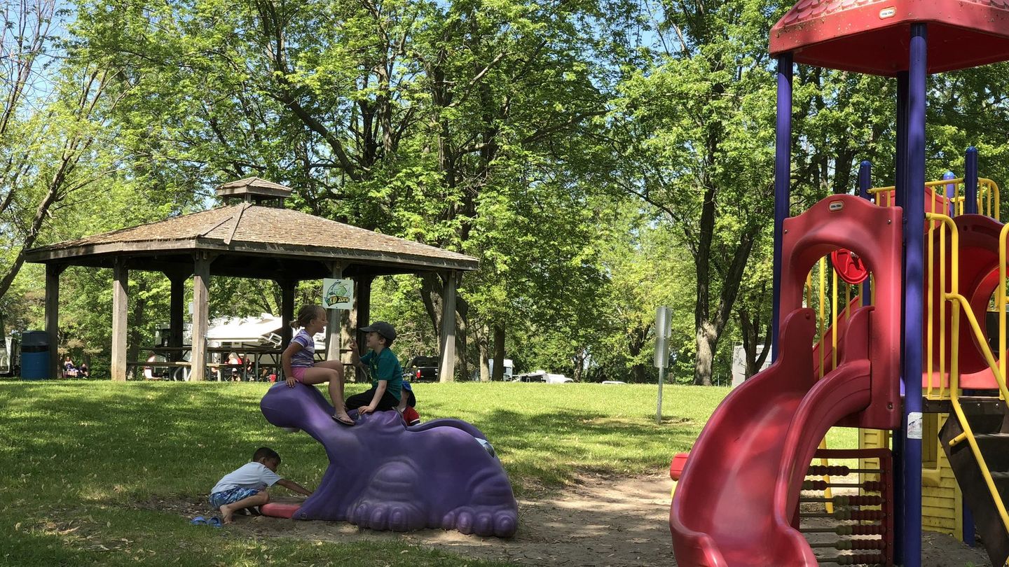 Camping on Long Sault Parkway & Andrew Asquith